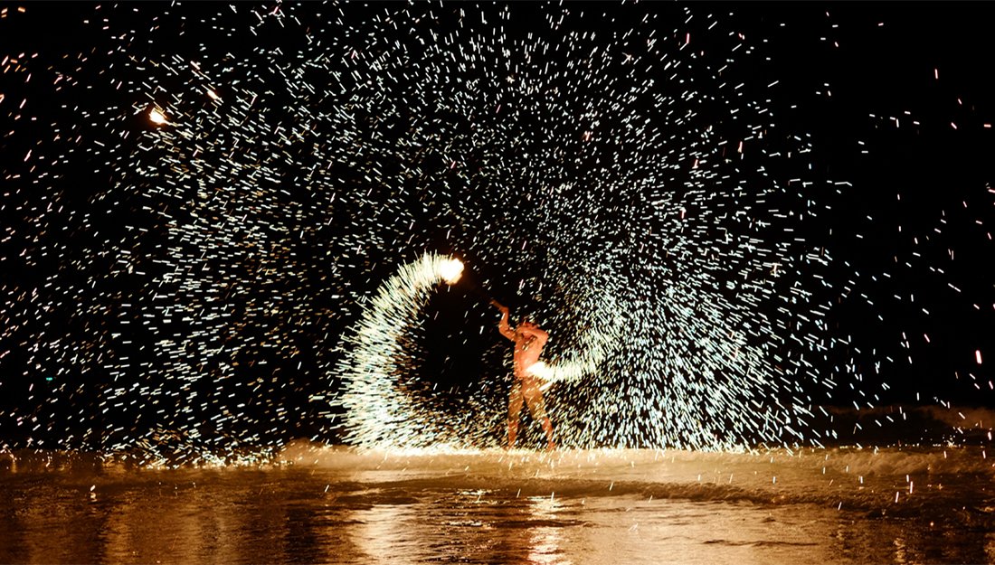 BVI Full Moon Parties | Worldwide Boat BVI Full Moon Parties | Worldwide Boat